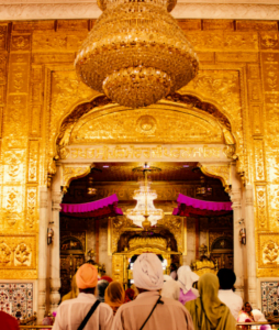 12 Golden Temple Facts that Make you WOW - AvaniGo